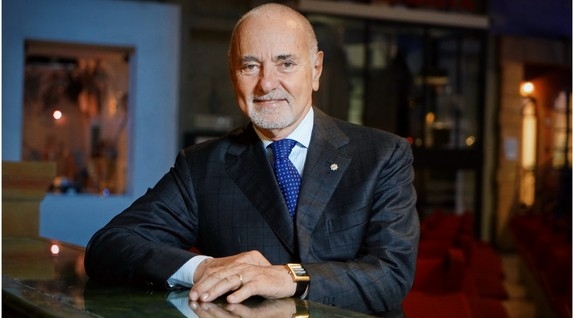 Enzo Ghigo riceve il Premio Quarto Potere 2022 | Museo Nazionale del Cinema